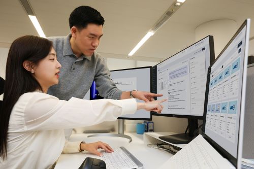 KT, 국내 최초 LLM 플랫폼 수출···"글로벌 AX 사업 확장 본격화"
